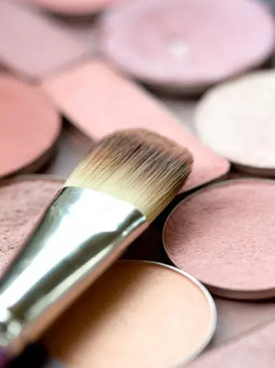 How To Make Your Foundation Darker? - 8 Best Tips to Fix Light Foundation