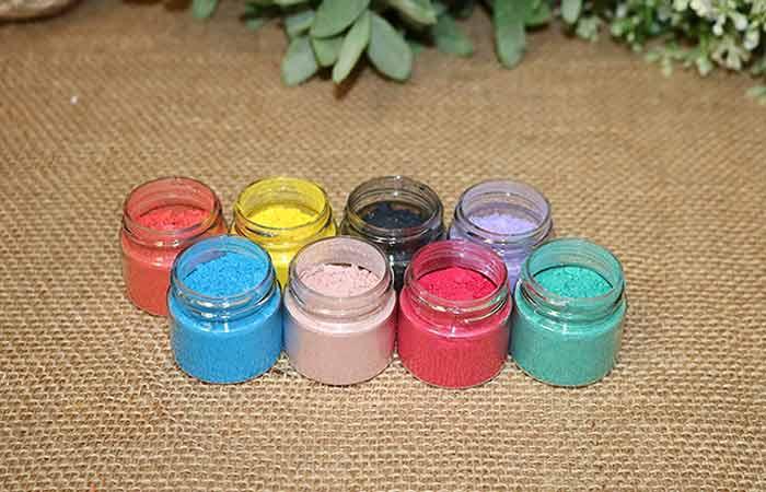 13 Best Colorants For Bath Bombs (2020) – Safe And Don't Stain