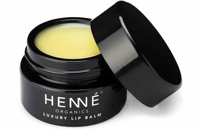 15 Best Natural Lip Balms For Healthy Lips of 2020