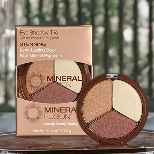 10 Best Hypoallergenic Eyeshadows For Sensitive Eyes