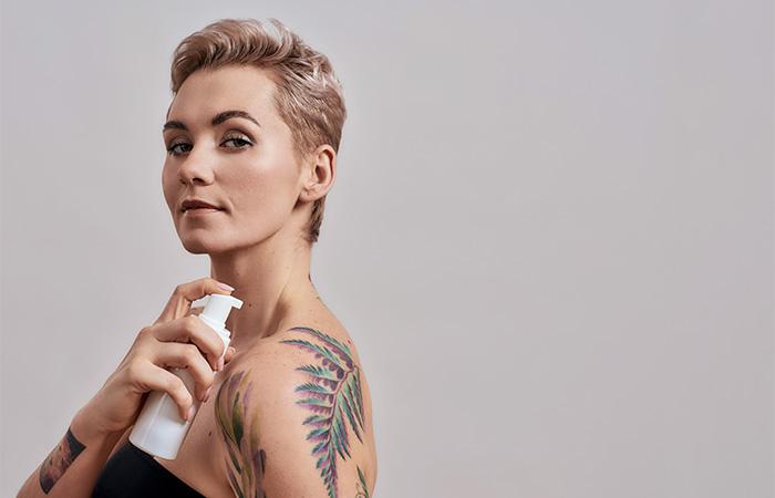 Using Aloe Vera On Tattoos: Benefits & Possible Side Effects