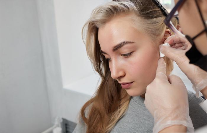 Tragus Piercing Pain: Factors And Ways To Minimize it
